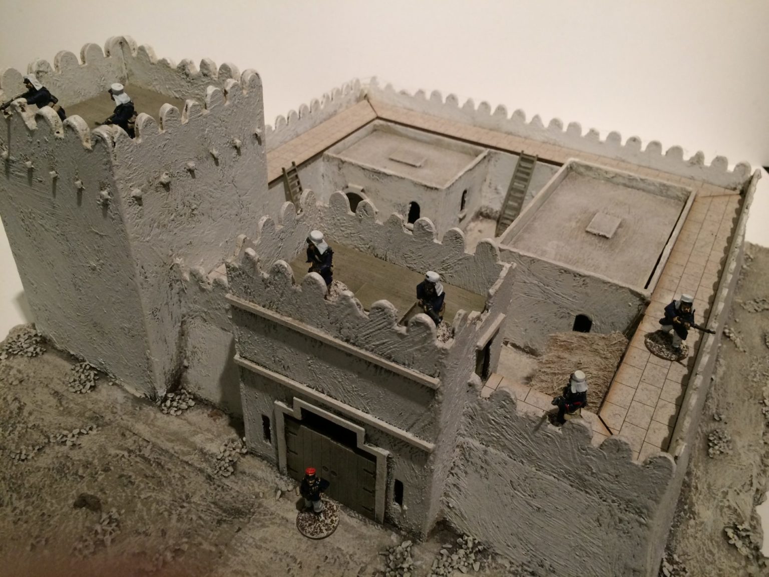 28mm Desert fort-unpainted kit - Empires at War