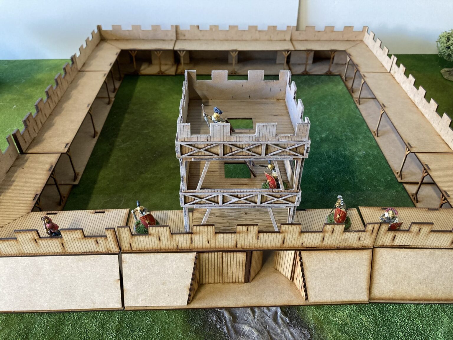 28mm Timber stockade fort. - Empires at War