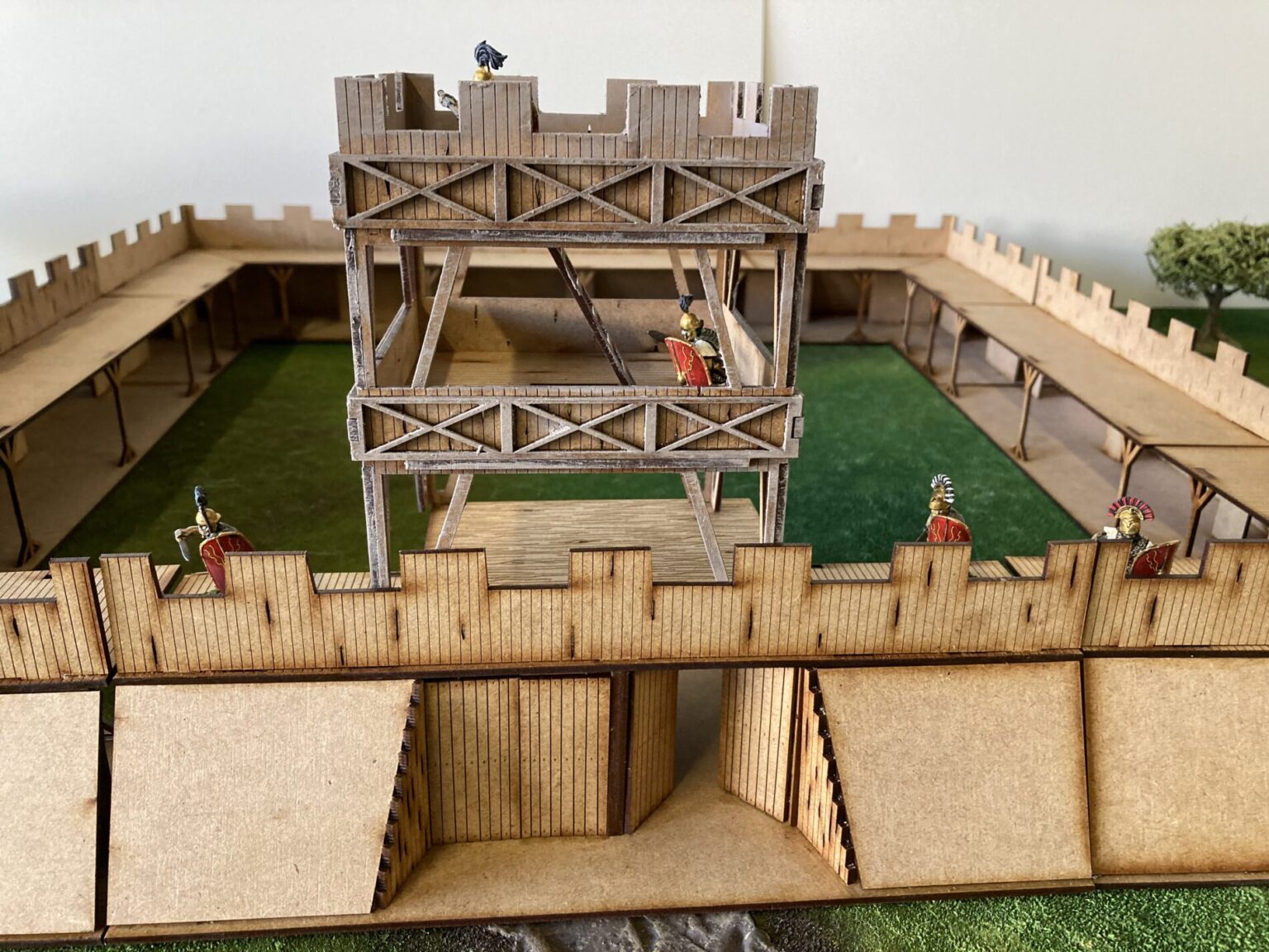 28mm Timber stockade fort. - Empires at War